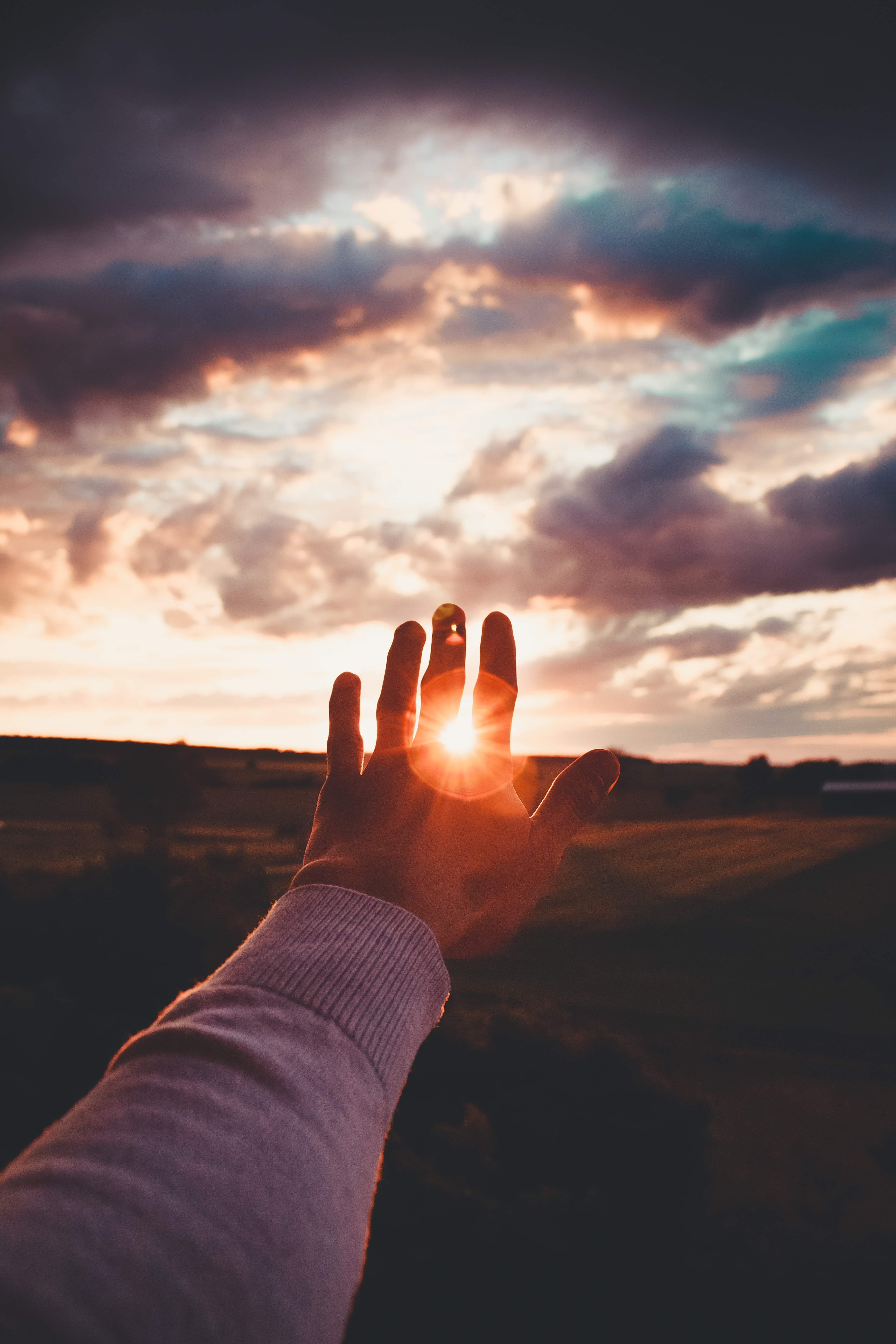The Edit: The Sun Flashes — The Beautiful Truth